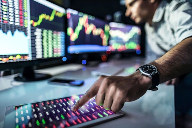 How to evaluate a trader?